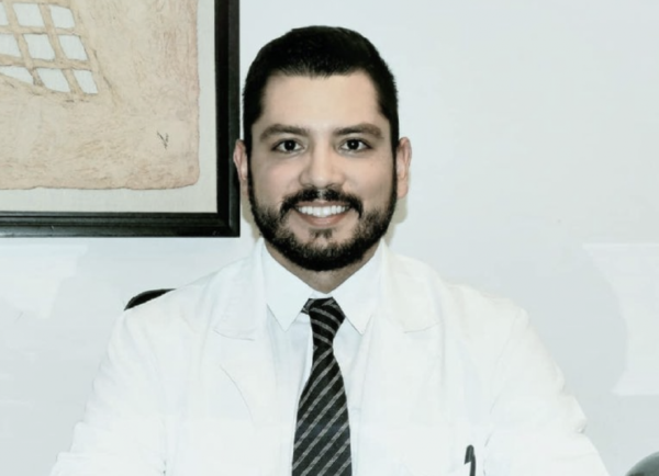 Dr. Germán Navarro | Clínica Armonía